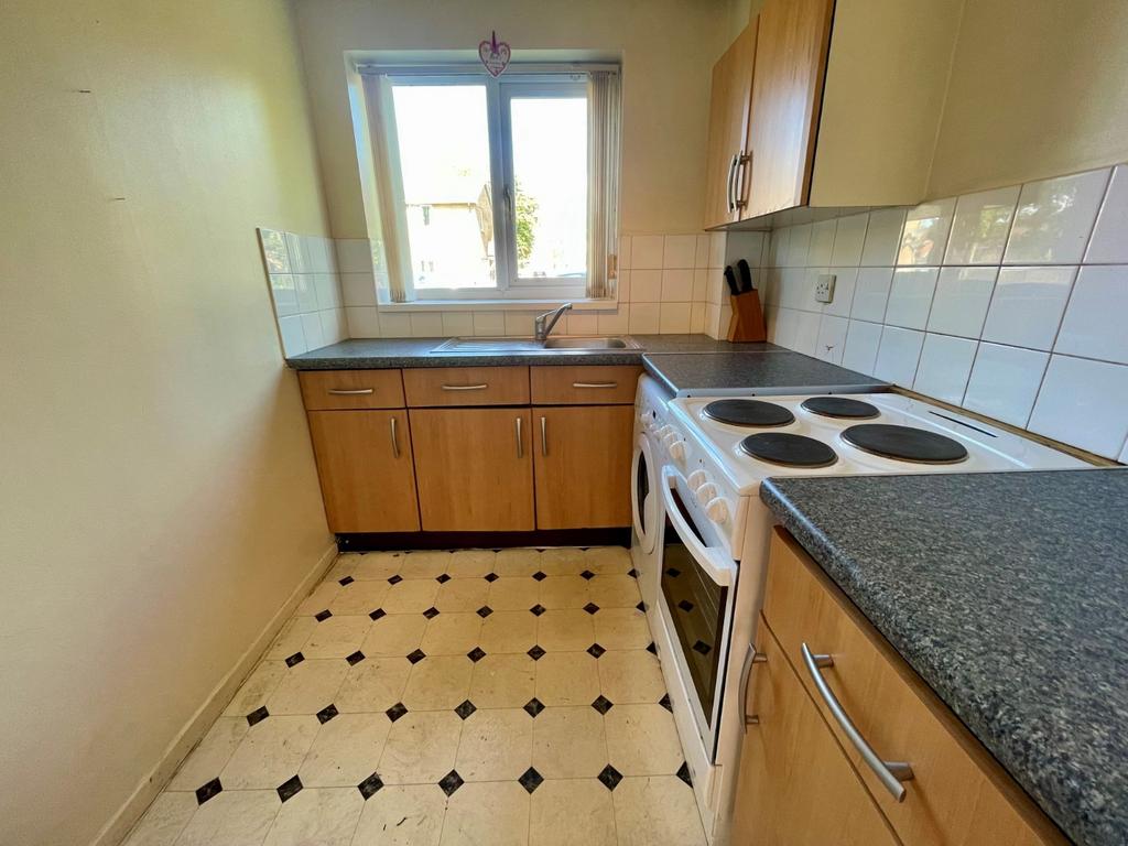 Wealden Hatch, Moseley Parklands... 1 bed maisonette for sale - £90,000