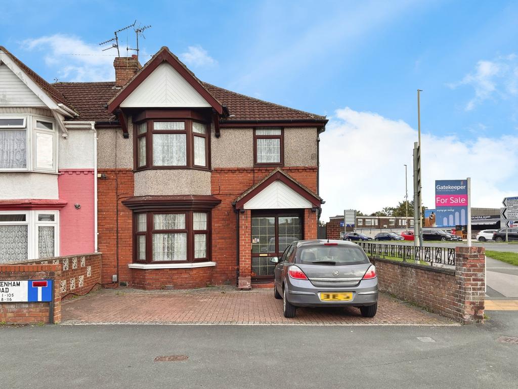 Shrivenham Road, Swindon SN1 3 bed semi-detached house for sale - £335,000