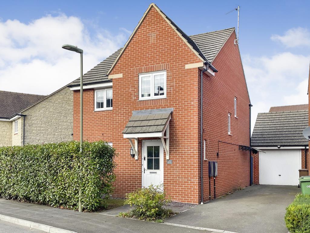 Anson Drive, Watchfield, Swindon, SN6 4 bed detached house - £415,000