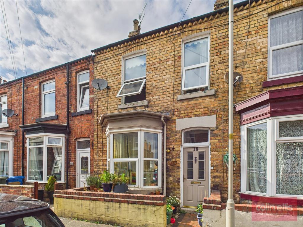 Spring Bank, Scarborough 2 bed terraced house - £130,000