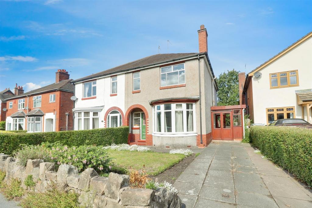 Crewe Road, Alsager 3 bed semi-detached house - £220,000