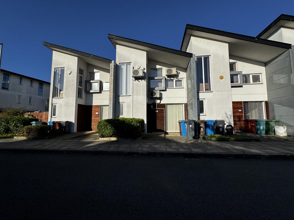 Athletes Way, Manchester, Lancashire... 3 bed terraced house for sale ...