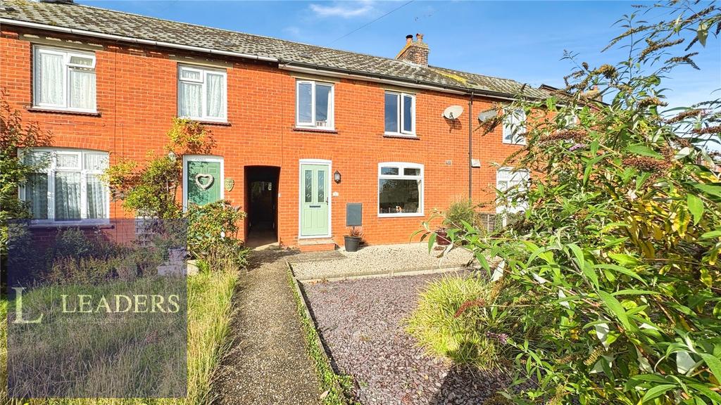 Fenn Road, Halstead, Essex 3 bed terraced house for sale - £280,000