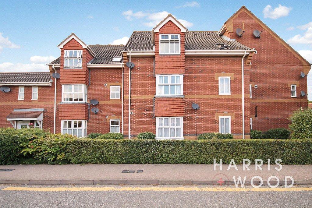 Stafford Green, Langdon Hills... 1 bed apartment - £1,100 pcm (£254 pw)