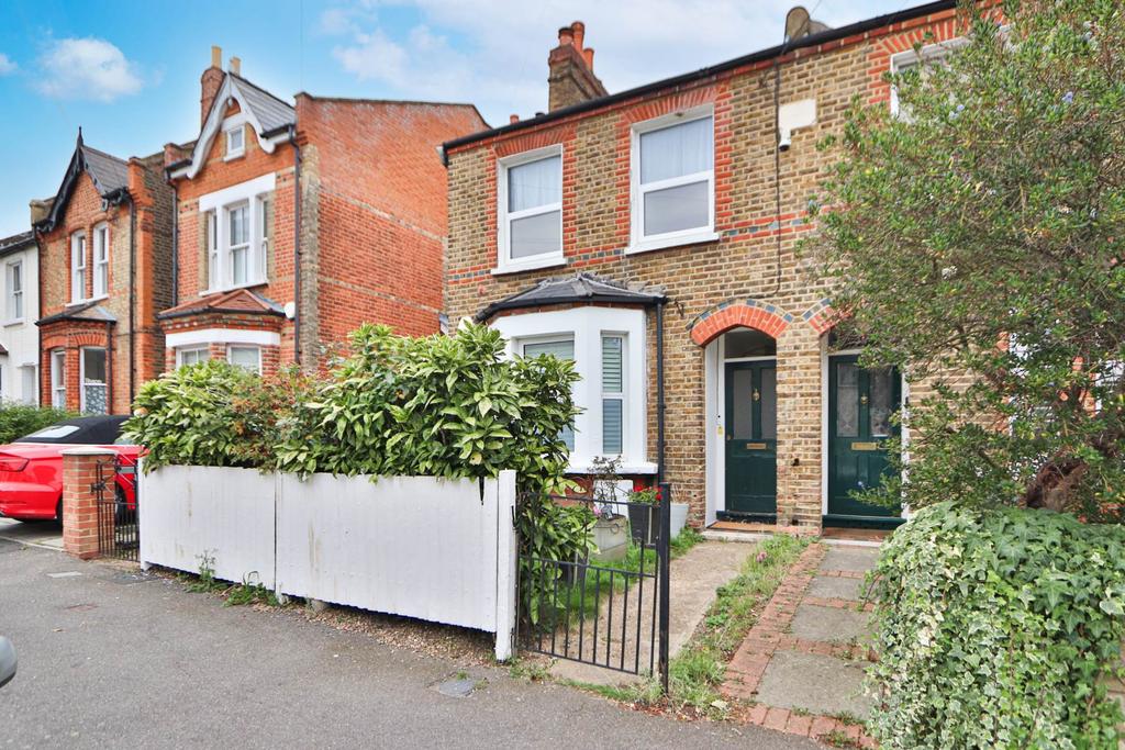 Amity Grove, London 2 bed maisonette to rent - £2,000 pcm (£462 pw)