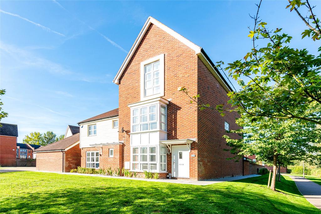 Provis Wharf, Aylesbury... 4 bed house - £600,000