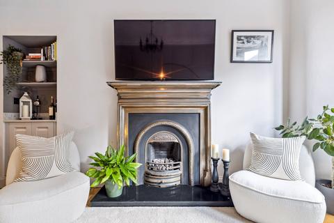 Flats For Sale In Glasgow And Surrounding Villages | OnTheMarket