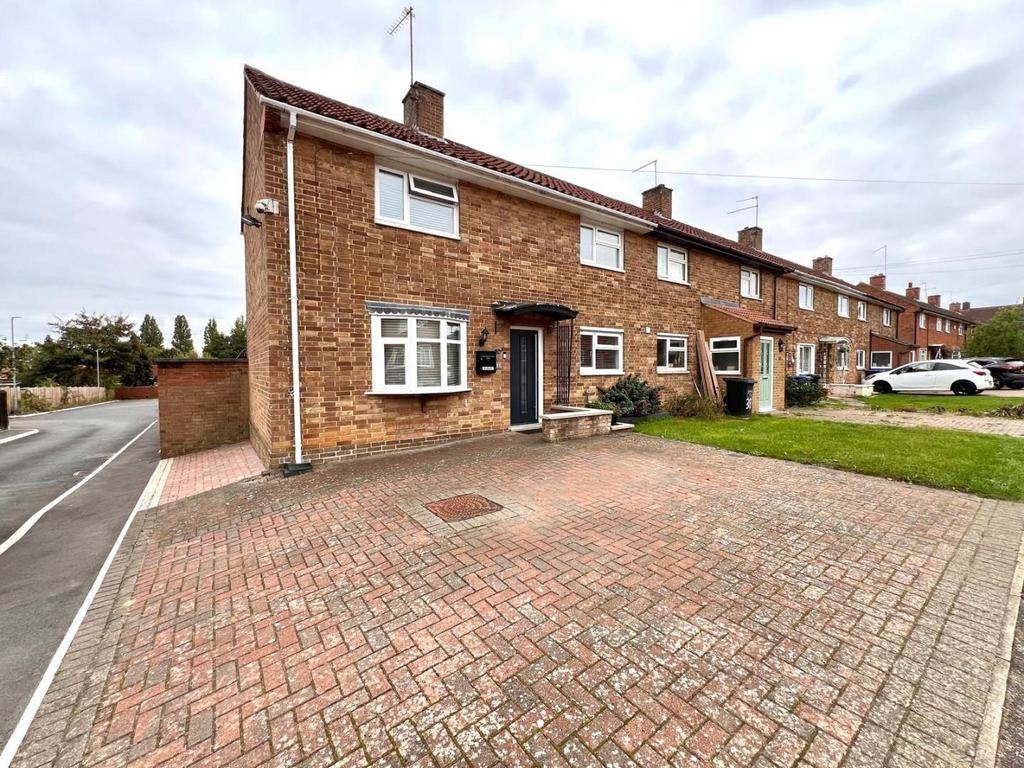 Derwent Drive, Kings Heath... 2 bed end of terrace house - £240,000