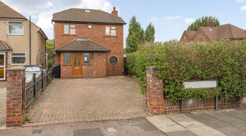 Crouch Croft, London SE9 2 bed detached house for sale - £500,000