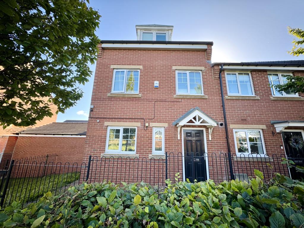 Stuart Walk, Shotton Colliery... 3 bed end of terrace house - £149,995