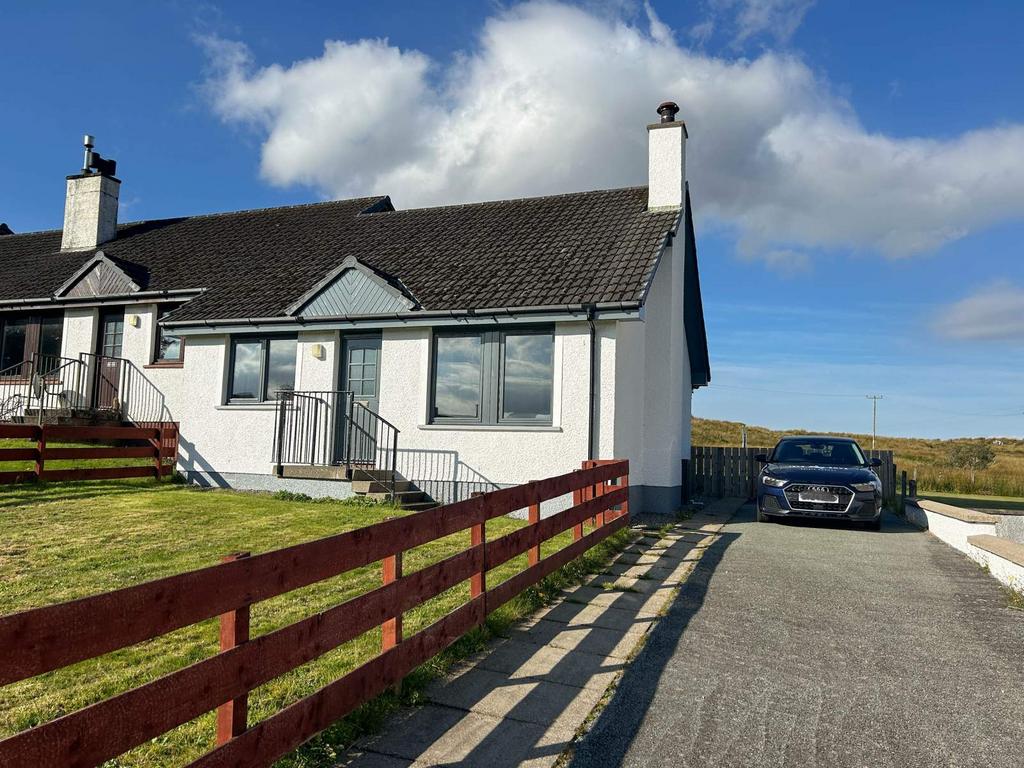 12 Creag An Iolaire, Portree, Isle of... 2 bed end of terrace house - £ ...