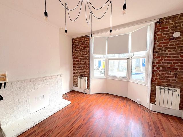 Chatham Place, Brighton BN1 3TN 1 bed apartment - £1,100 pcm (£254 pw)