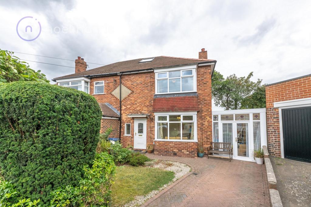 Bretton Gardens, Cochrane Park, NE7 2 bed semi-detached house - £265,000