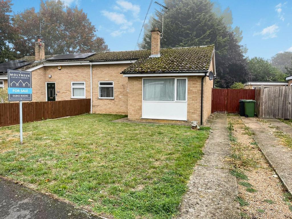 Angerstein Close, Weeting IP27 2 bed semi-detached bungalow - £200,000