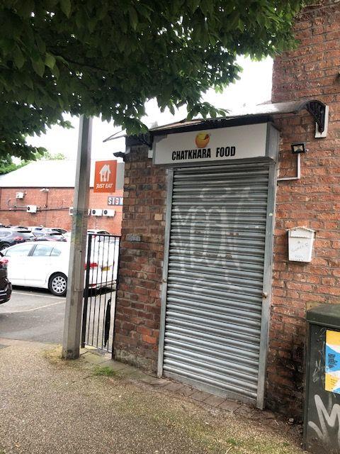 Manchester M19 Shop - £425 pcm (£98 pw)