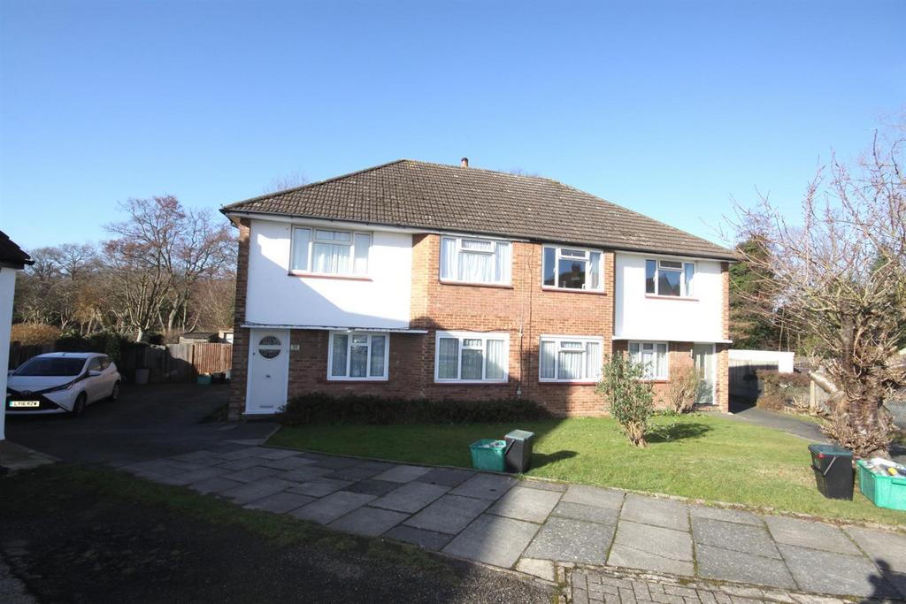Derwent Drive, Crofton 2 bed flat - £1,550 pcm (£358 pw)