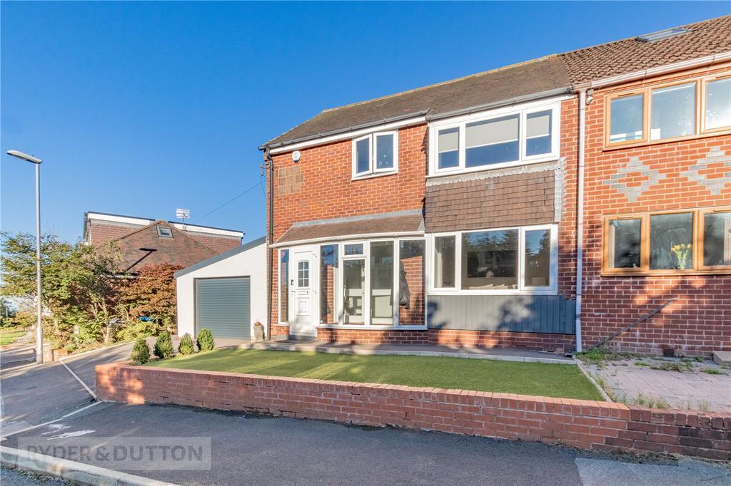 Huddersfield Road, Austerlands... 3 bed semi-detached house - £350,000