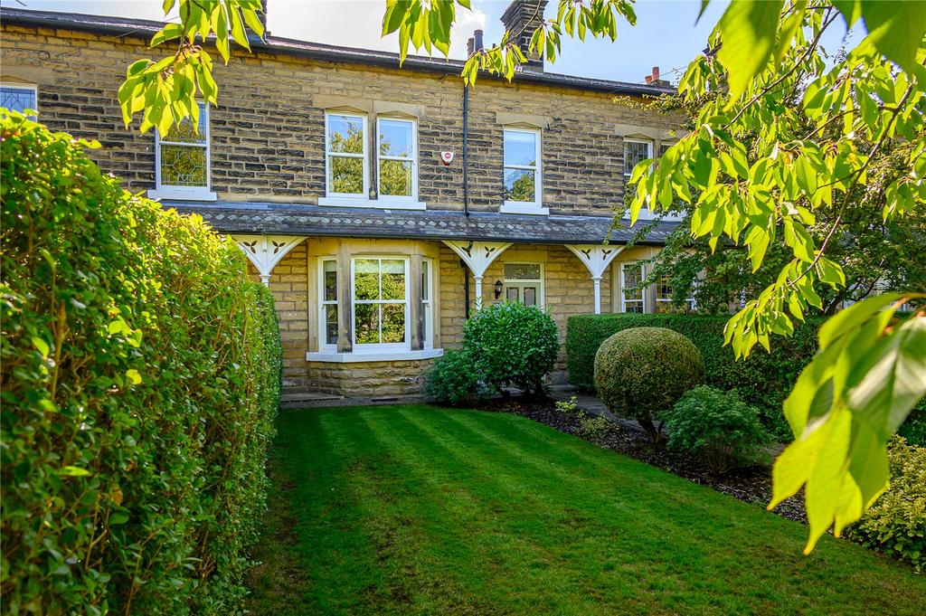 Shadwell Lane, Leeds, LS17 3 bed terraced house - £550,000