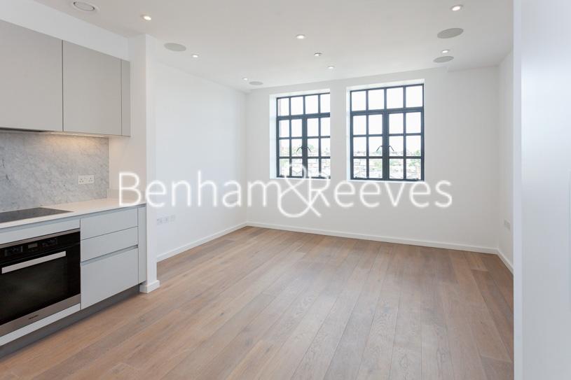 Highgate Road, Highgate NW5 1 bed apartment - £2,300 pcm (£531 pw)