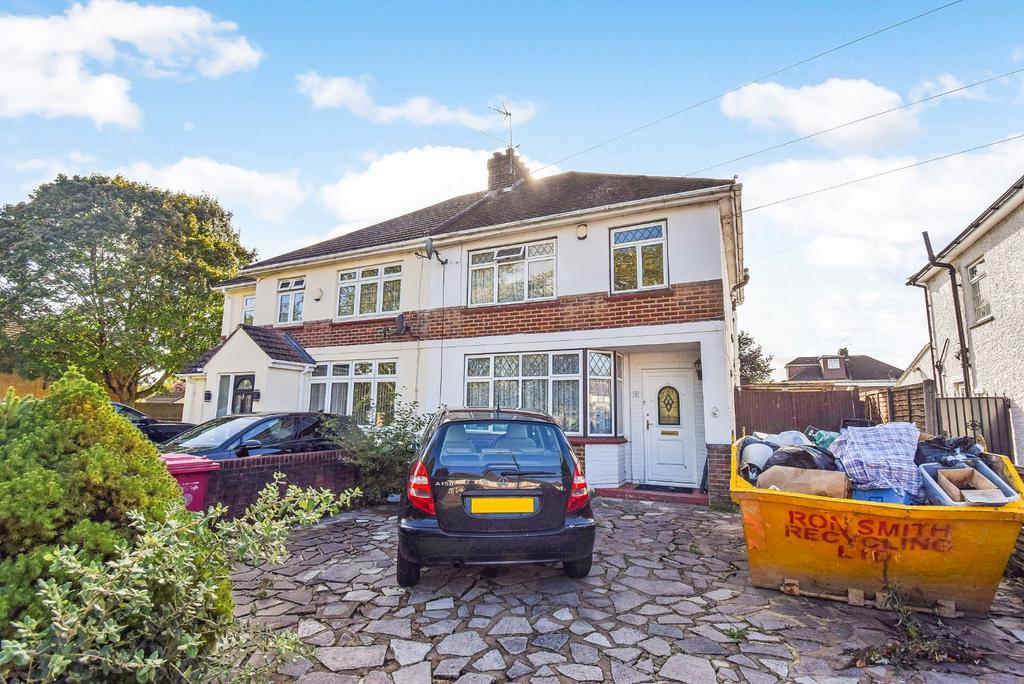 Blumfield Crescent, Near Burnham... 3 bed semi-detached house - £510,000