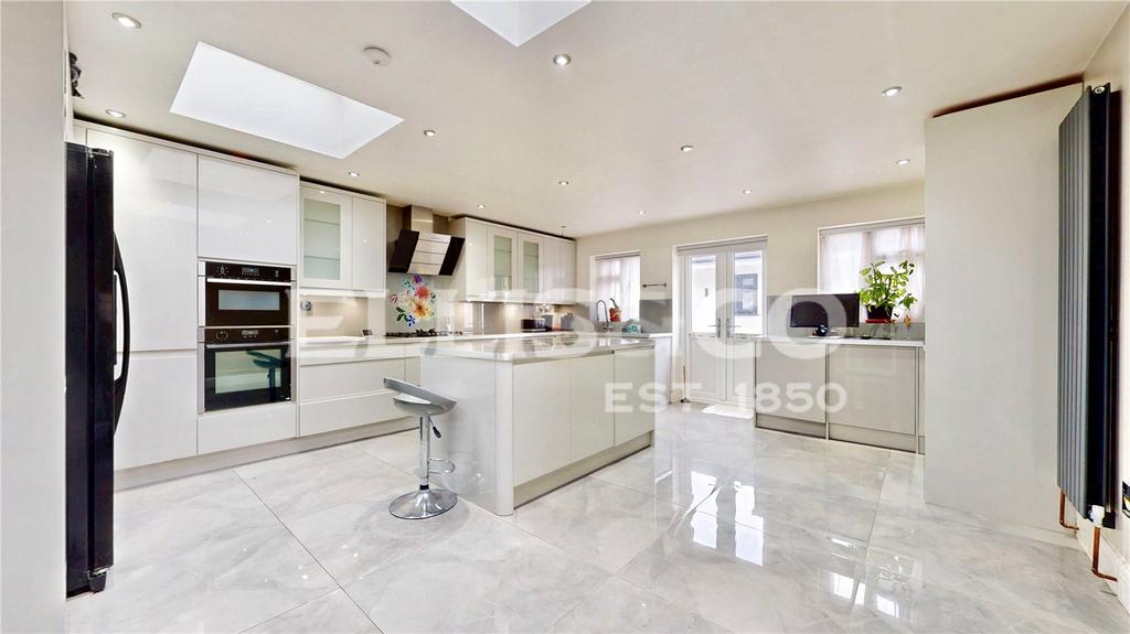 Sunleigh Road, Wembley, HA0 5 bed terraced house - £3,695 pcm (£853 pw)