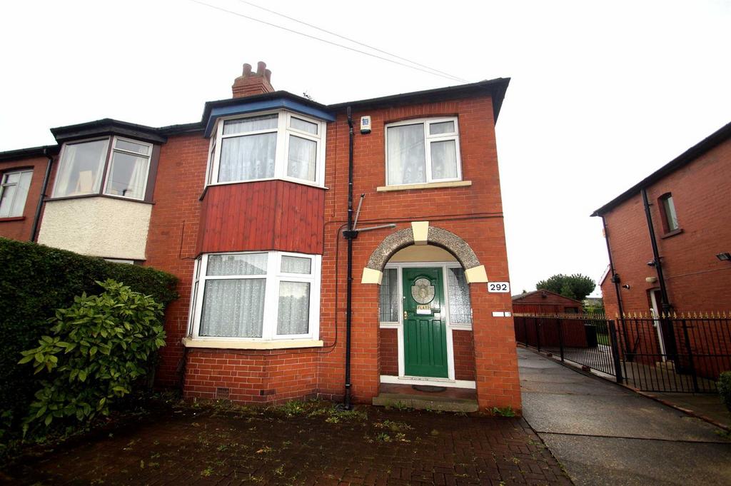 Selby Road, Whitkirk, Leeds 1 bed flat - £695 pcm (£160 pw)