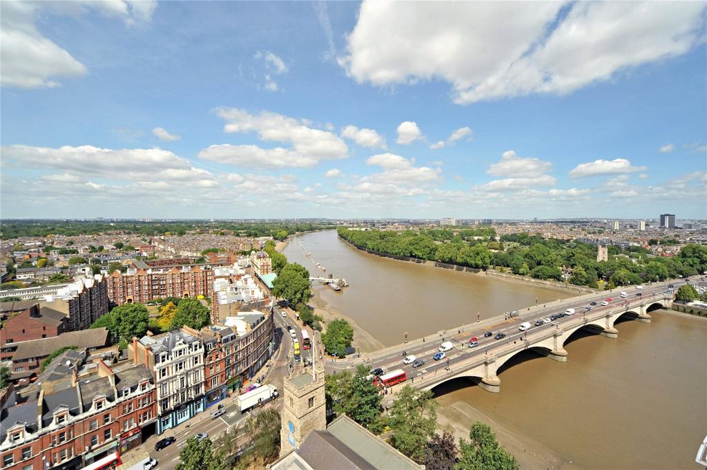 Putney Wharf Tower, Brewhouse Lane... 2 bed flat - £725,000