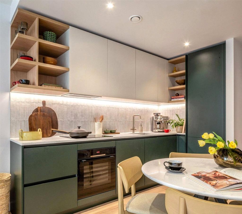 Aviator Drive, London, NW2 Studio - £2,285 pcm (£527 pw)
