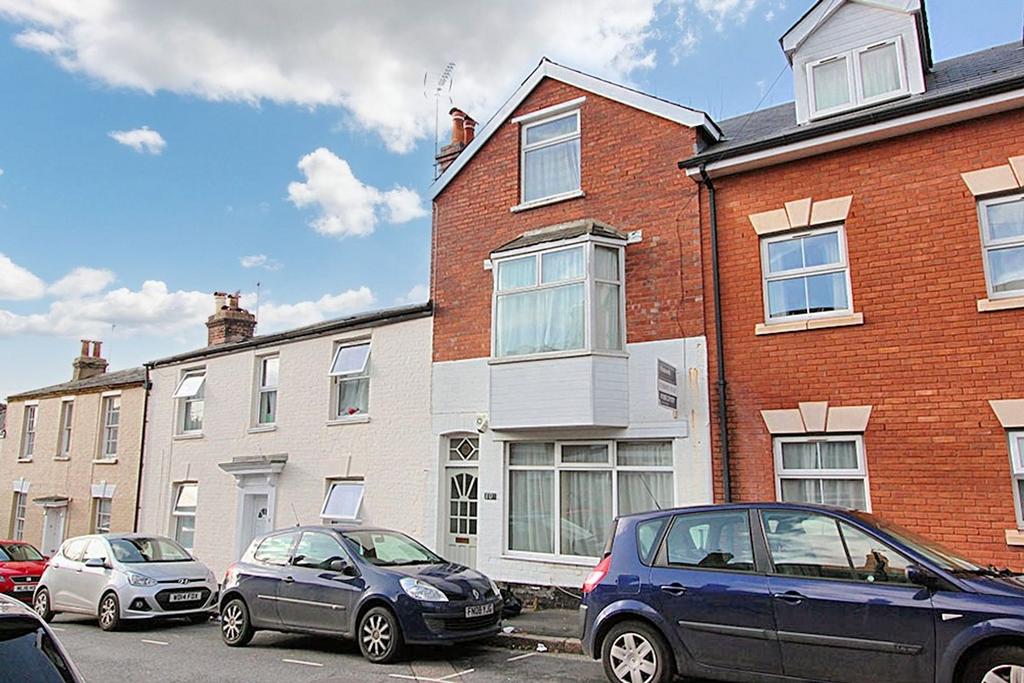 Victoria Road, Exeter, EX4 5 bed terraced house - £4,020 pcm (£928 pw)