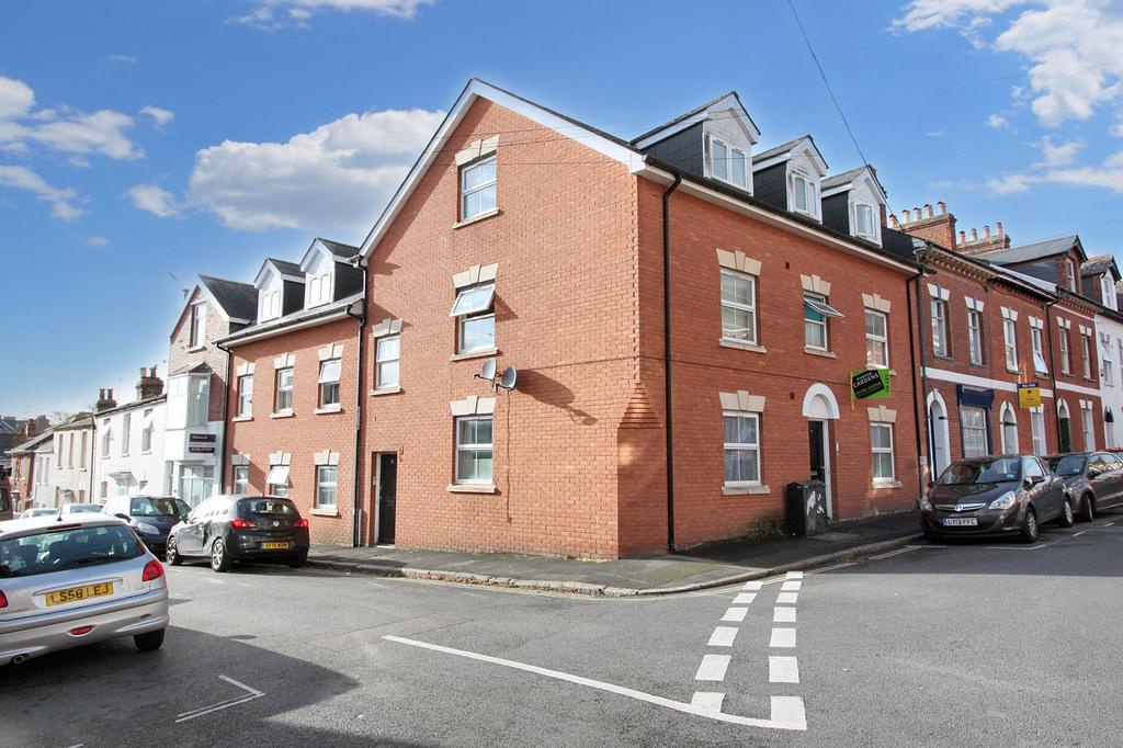 Victoria Road, Exeter, EX4 3 bed apartment - £2,280 pcm (£526 pw)