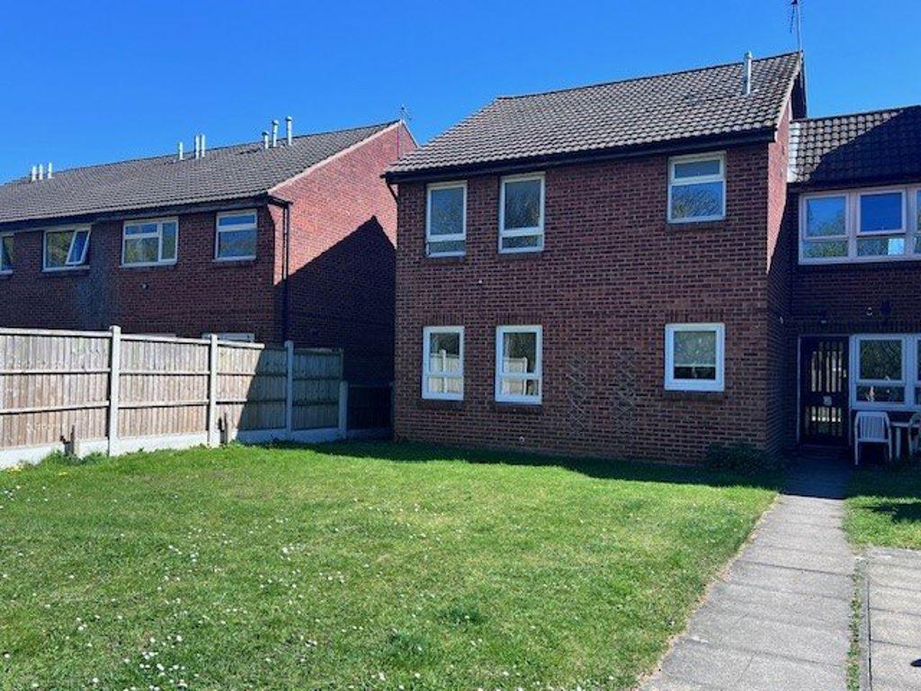 Overdale Close, Long Eaton, NG10 3JJ 1 bed flat to rent - £650 pcm (£ ...