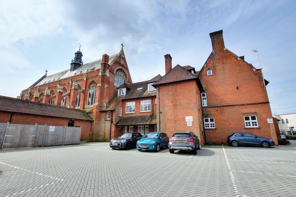 Syresham Gardens, The Priory Syresham... 1 bed apartment - £1,200 pcm ...