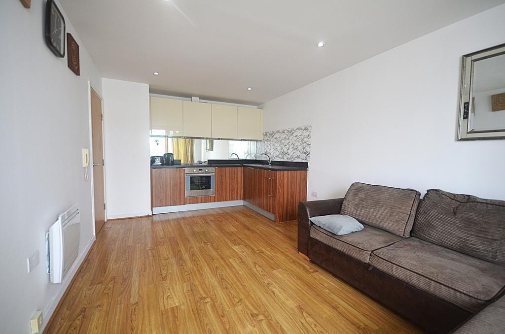 Ropeworks, IG11 1 bed flat - £1,450 pcm (£335 pw)