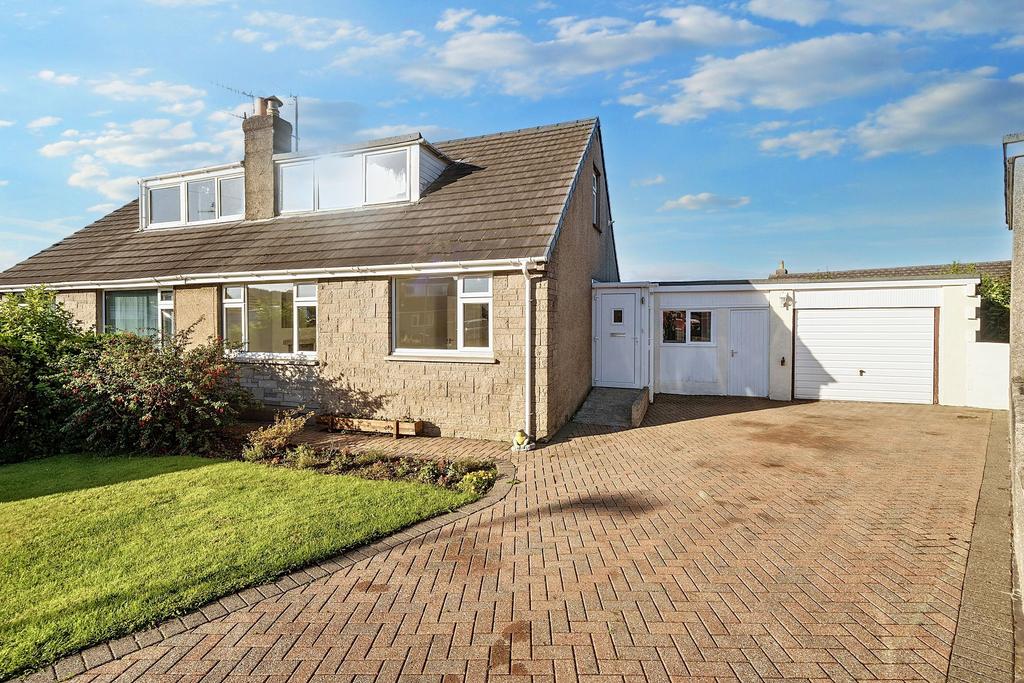 Killington Drive, Kendal LA9 3 bed semi-detached bungalow for sale - £ ...