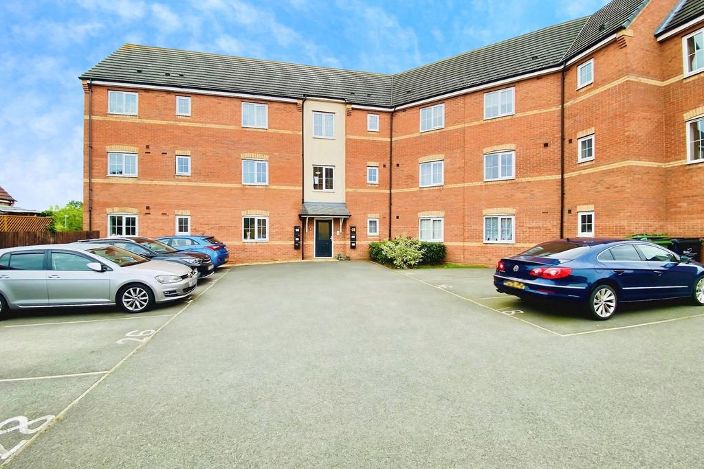 Stackyard Close, Thorpe Astley, LE3 2 bed flat - £150,000