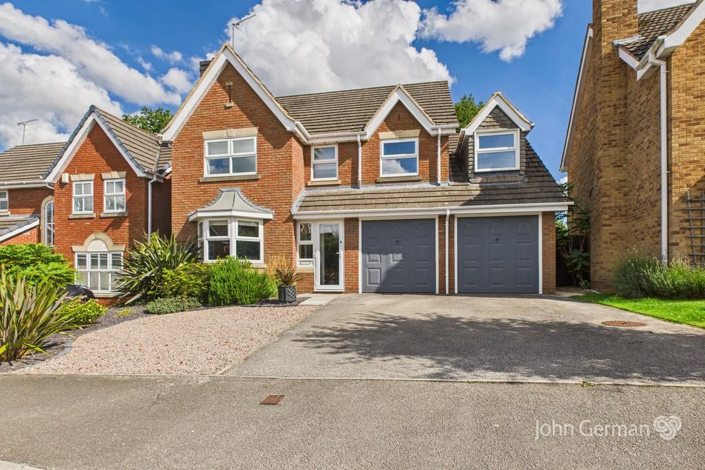 Hambleton Close, Ashbourne 5 bed detached house - £485,000
