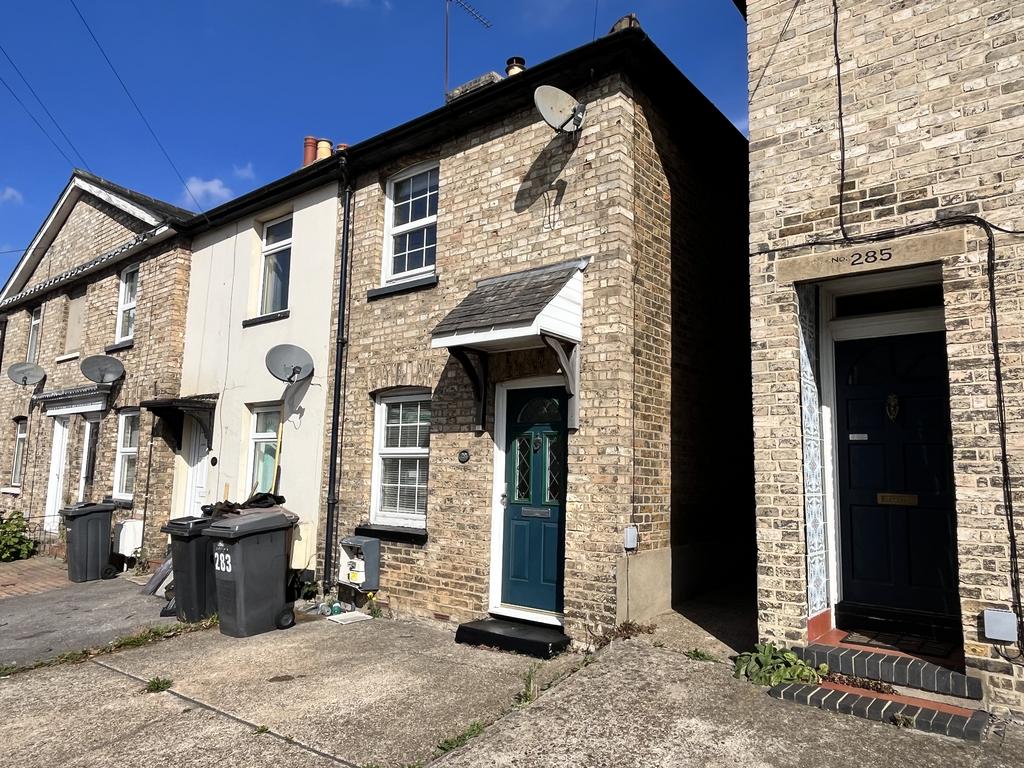 Baddow Road, Chelmsford 2 bed terraced house to rent - £1,350 pcm (£312 pw)