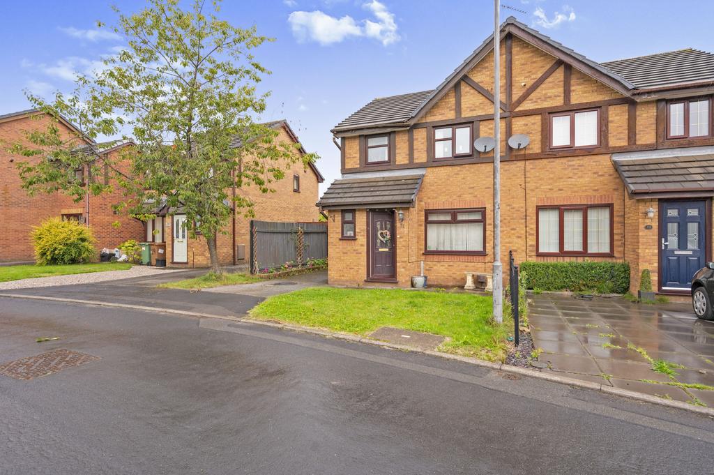 Meliden Gardens, Merseyside WA9 4 bed semi-detached house - £1,150 pcm ...