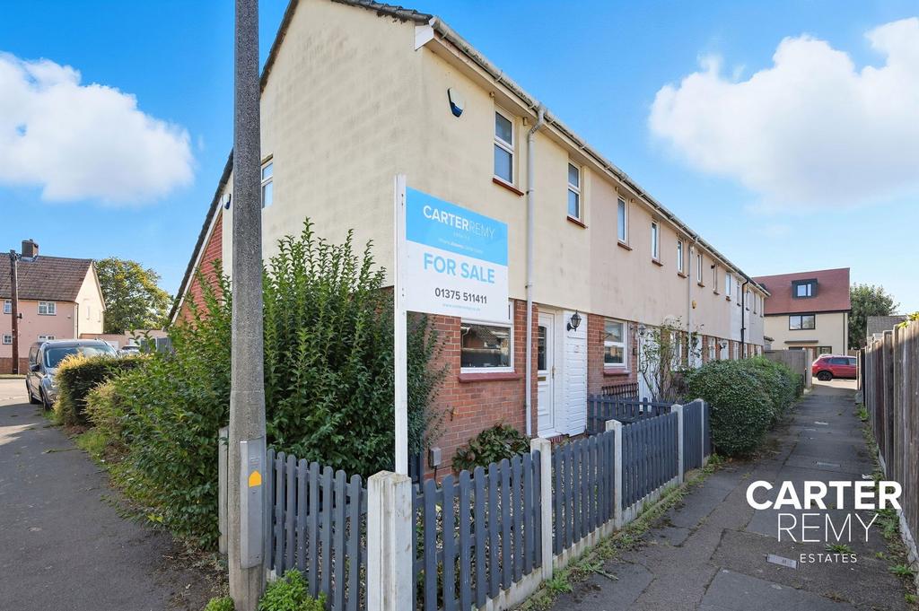 Haig Road, Grays, RM16 2 bed end of terrace house - £235,000