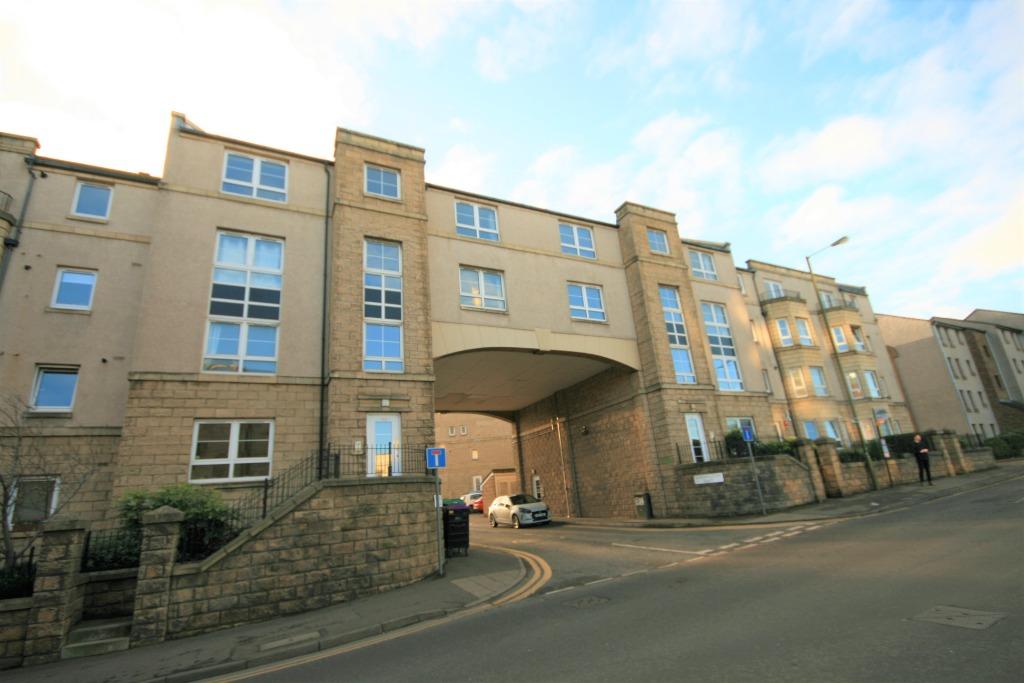 Bonnington Road, Edinburgh EH6 2 bed flat - £1,250 pcm (£288 pw)