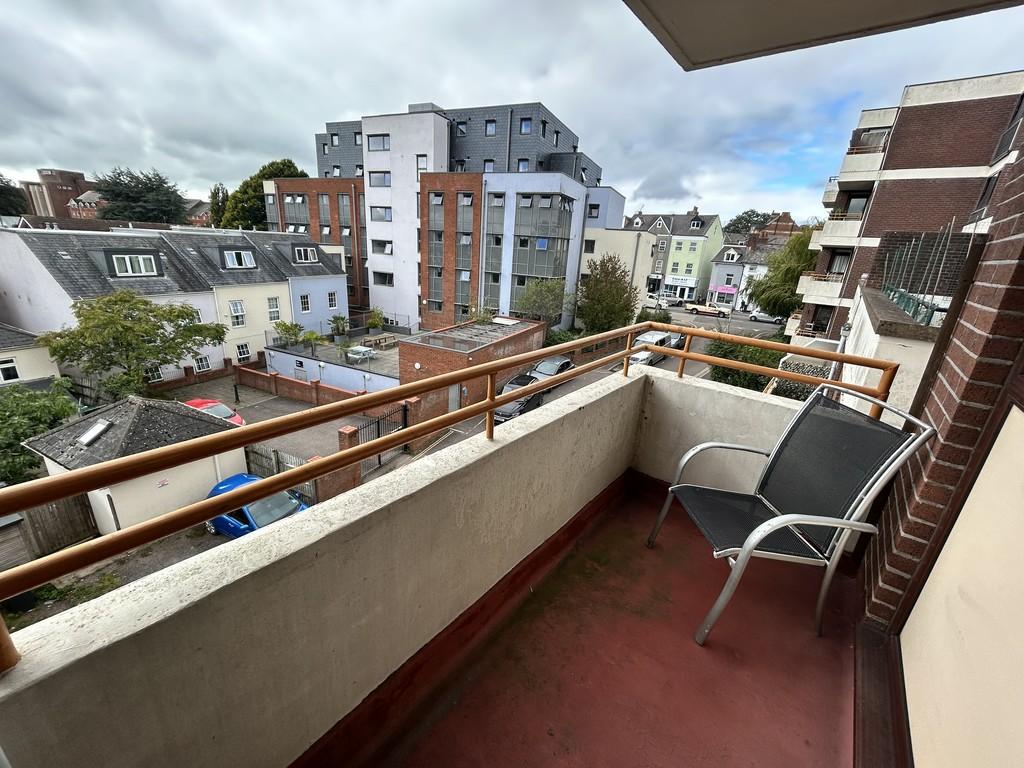 Silver Lane, Exeter EX4 1 bed flat - £800 pcm (£185 pw)