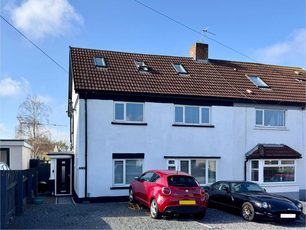 Cedar Way, Penarth 4 bed semi-detached house - £435,000