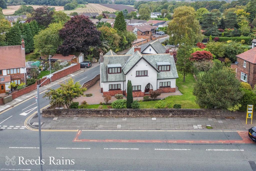 Prescot Road, Merseyside WA10 4 bed detached house for sale - £550,000