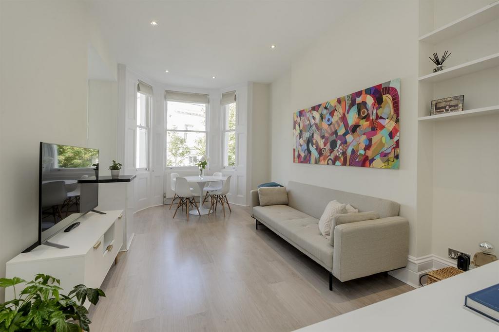 Stratford Road, London, W8 1 bed flat - £3,900 pcm (£900 pw)