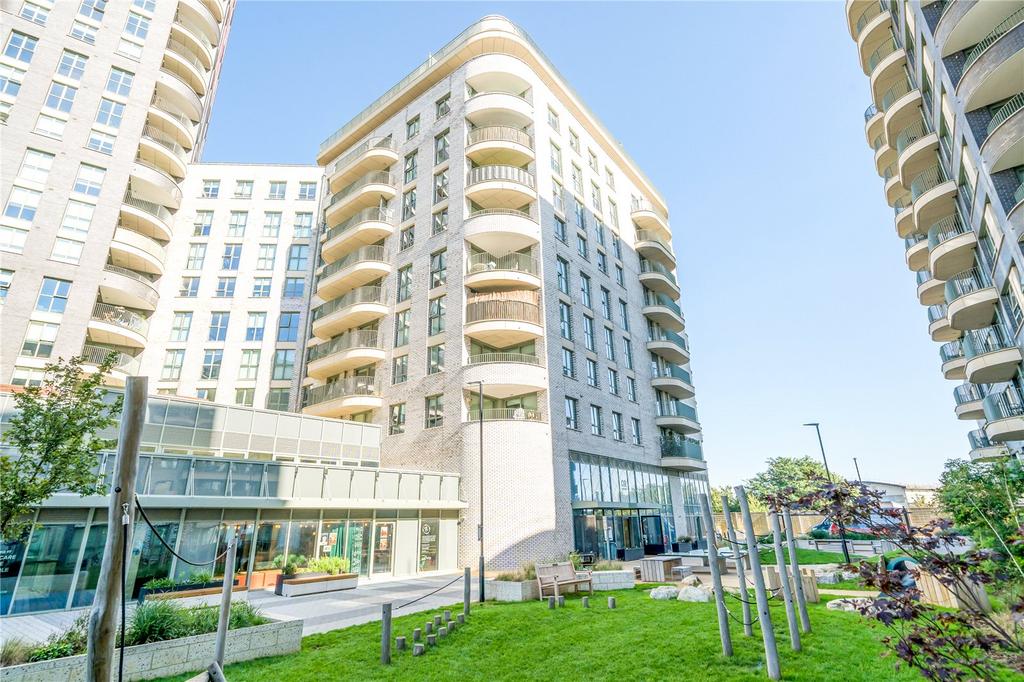 at Folio London, Flat 49, Hopton... 3 bed apartment - £2,700 pcm (£623 pw)