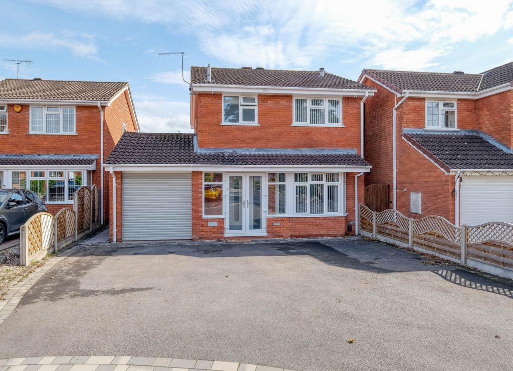 Keele Close, Redditch, B98 4 bed detached house for sale - £385,000