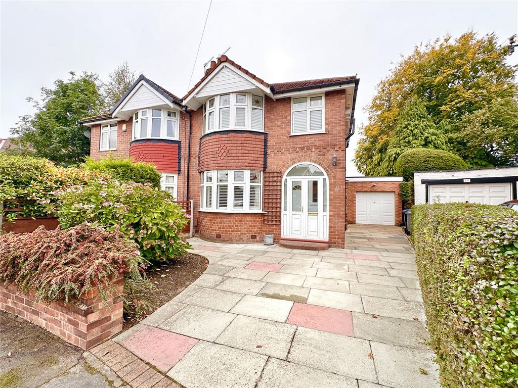 St Georges Avenue, Cheshire WA15 3 bed semi-detached house - £440,000