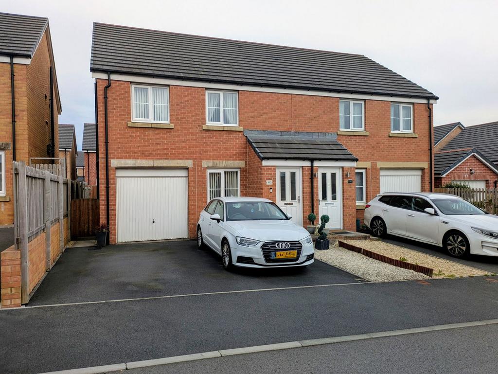 Heol Cae Pownd, Cefneithin, SA14 7BZ 3 bed semi-detached house for sale ...