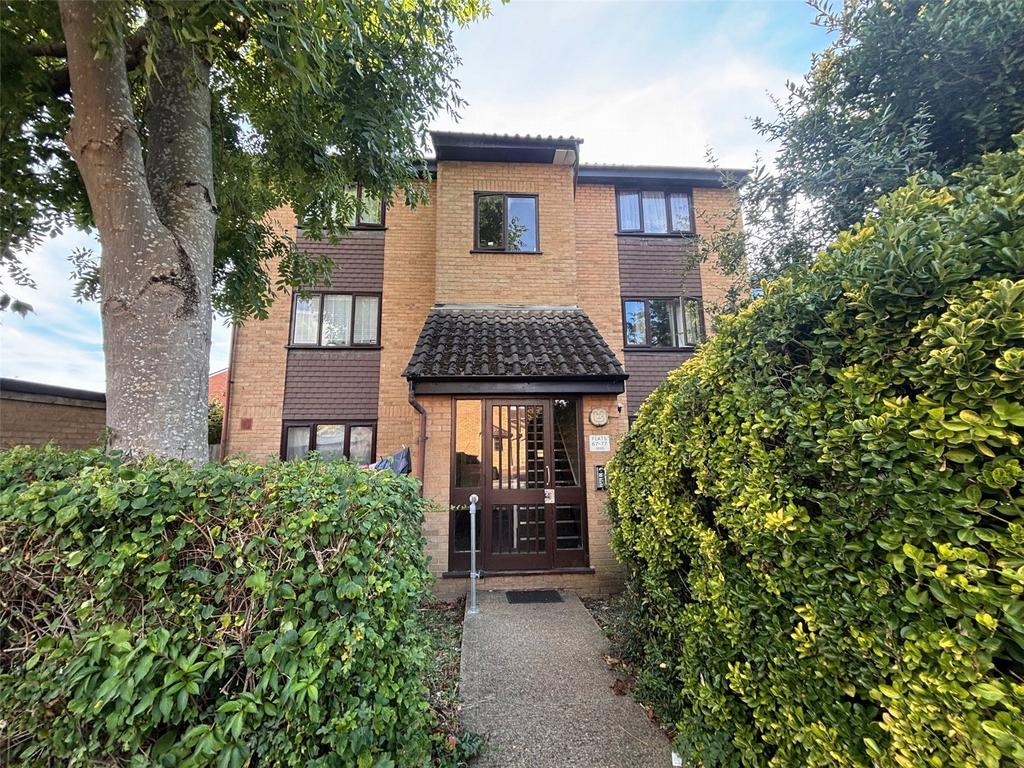 Millhaven Close, Chadwell Heath, RM6 1 bed apartment - £195,000