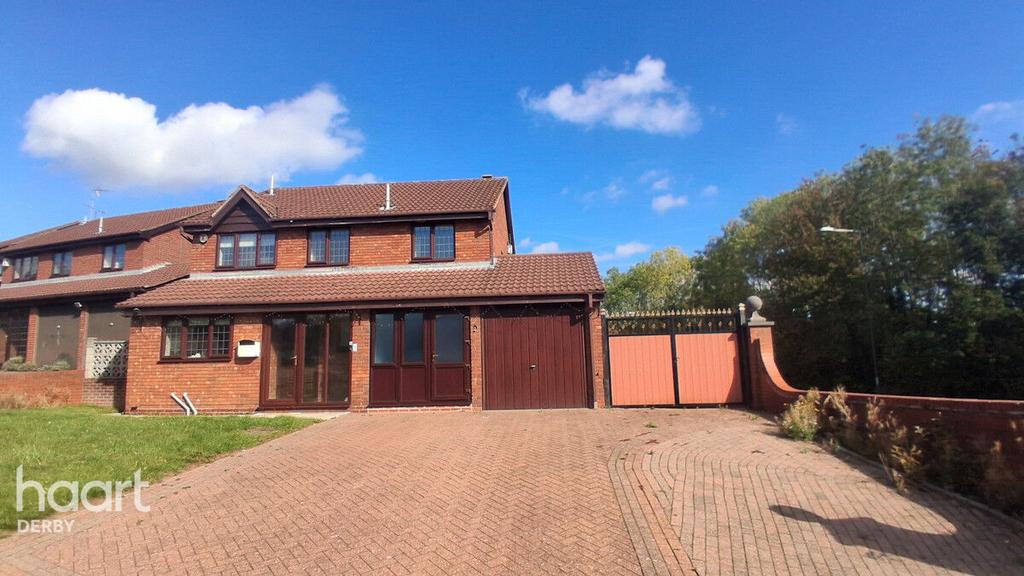 Springdale Court, Mickleover 4 bed detached house - £400,000
